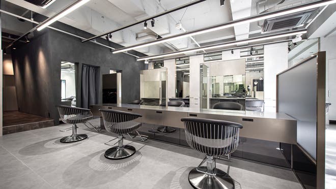 【EARTH 鶴見店】カットオープン席★大型サロンに併設されたレンタルサロン✂︎フリーランス/個人練習/美容業に最適♪の写真11