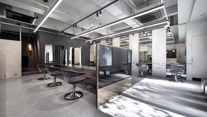 【EARTH 鶴見店】カットオープン席★大型サロンに併設されたレンタルサロン✂︎フリーランス/個人練習/美容業に最適♪の写真12