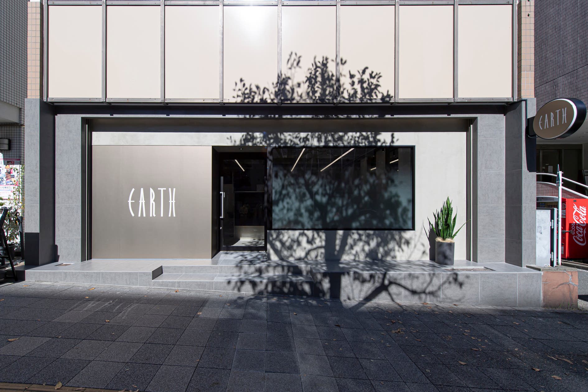 【EARTH 鶴見店】カットオープン席★大型サロンに併設されたレンタルサロン✂︎フリーランス/個人練習/美容業に最適♪の写真16