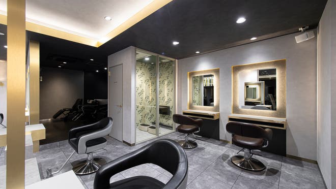 【EARTH 読谷店】カットオープン席★大型サロンに併設されたレンタルサロン✂︎フリーランス/個人練習/美容業に最適♪の写真5