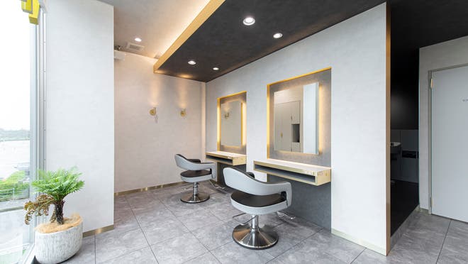 【EARTH 読谷店】カットオープン席★大型サロンに併設されたレンタルサロン✂︎フリーランス/個人練習/美容業に最適♪の写真10