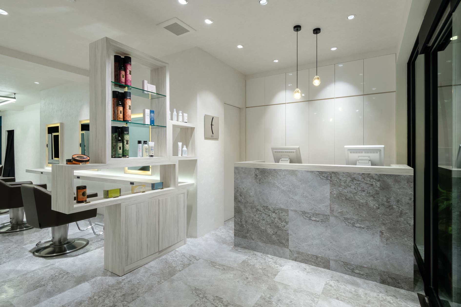 【EARTH 大崎店】カットオープン席★大型サロンに併設されたレンタルサロン✂︎フリーランス/個人練習/美容業に最適♪の写真5