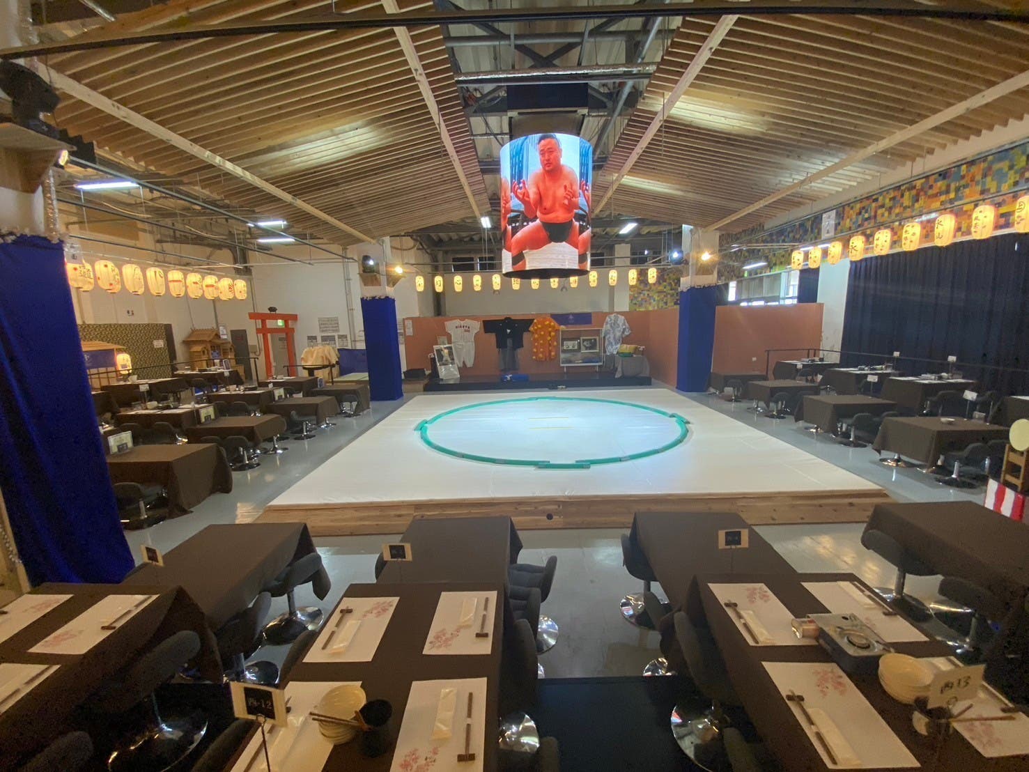 りんくうタウン駅徒歩3分相撲もできちゃう？大型スペース貸し出します！の写真1
