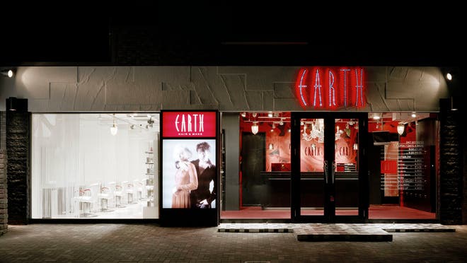 【EARTH 南行徳店】カットオープン席★大型サロンに併設されたレンタルサロン✂︎フリーランス/個人練習/美容業に最適♪の写真1