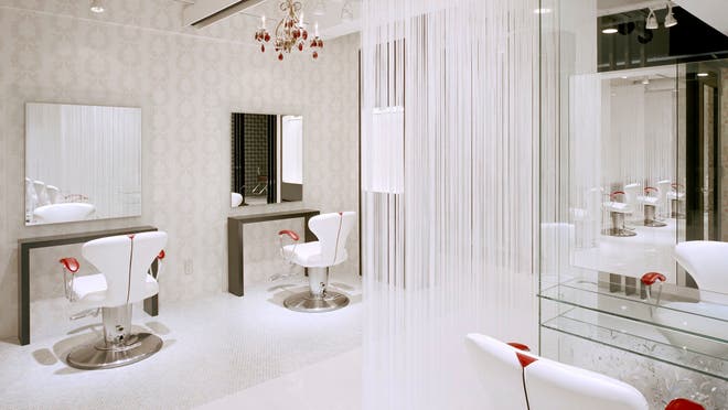 【EARTH 南行徳店】カットオープン席★大型サロンに併設されたレンタルサロン✂︎フリーランス/個人練習/美容業に最適♪の写真4