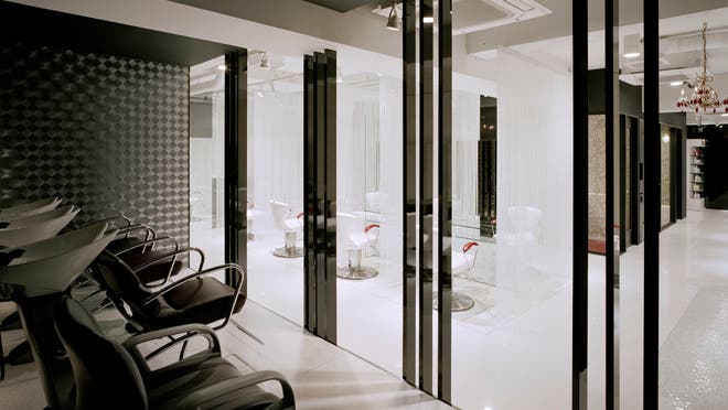 【EARTH 南行徳店】カットオープン席★大型サロンに併設されたレンタルサロン✂︎フリーランス/個人練習/美容業に最適♪の写真5