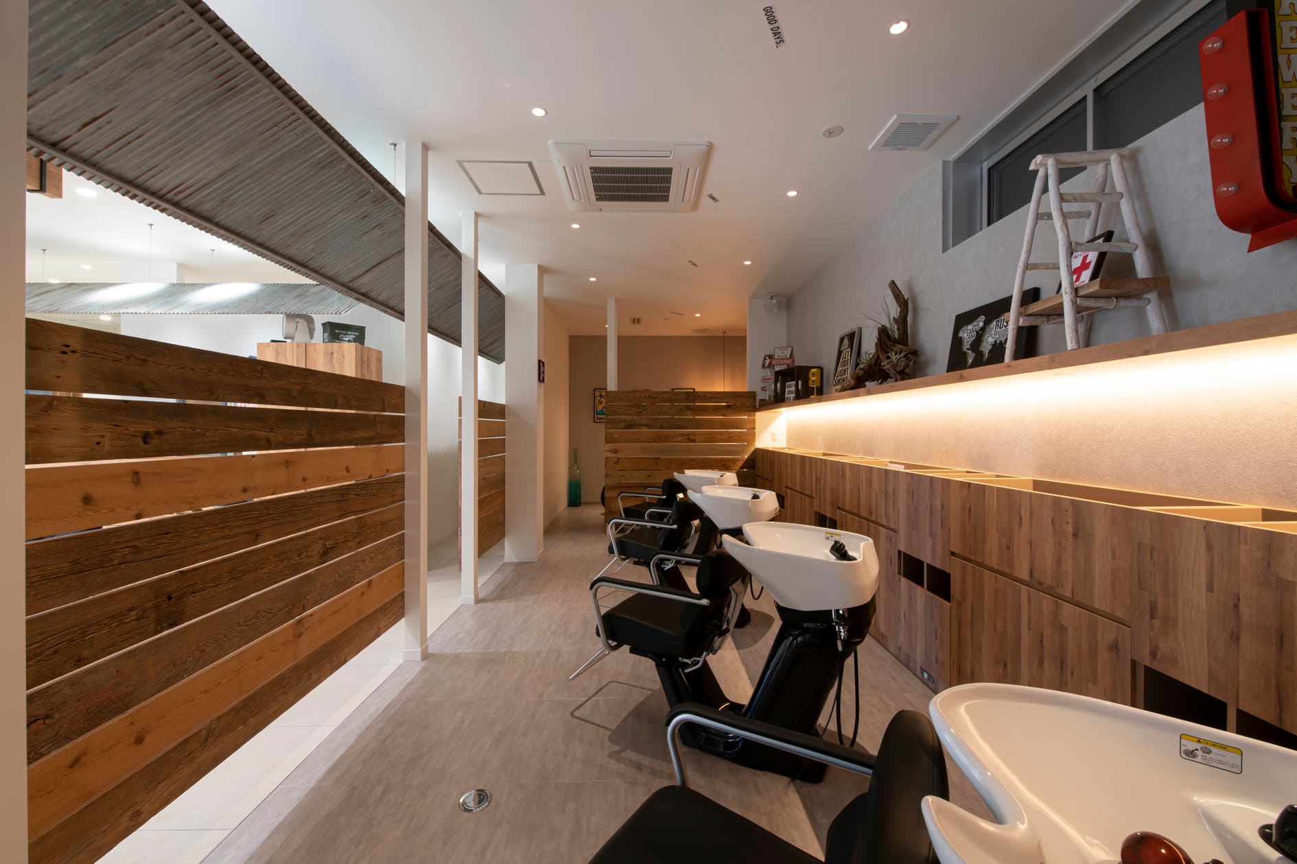 【EARTH 龍ヶ崎店】カットオープン席★大型サロンに併設されたレンタルサロン✂︎フリーランス/個人練習/美容業に最適♪の写真8