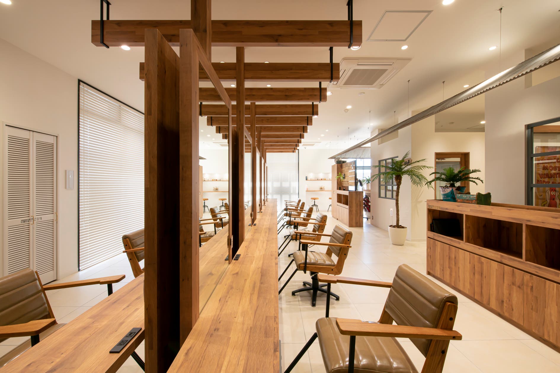 【EARTH 龍ヶ崎店】カットオープン席★大型サロンに併設されたレンタルサロン✂︎フリーランス/個人練習/美容業に最適♪の写真5
