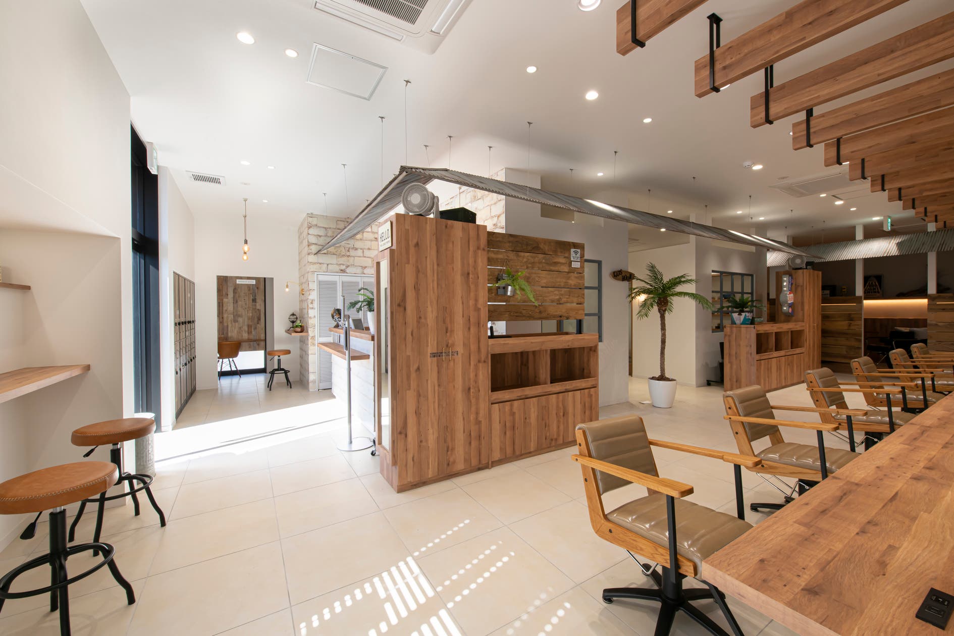 【EARTH 龍ヶ崎店】カットオープン席★大型サロンに併設されたレンタルサロン✂︎フリーランス/個人練習/美容業に最適♪の写真6