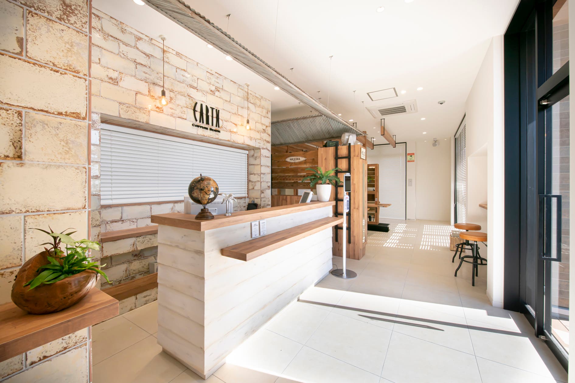 【EARTH 龍ヶ崎店】カットオープン席★大型サロンに併設されたレンタルサロン✂︎フリーランス/個人練習/美容業に最適♪の写真7