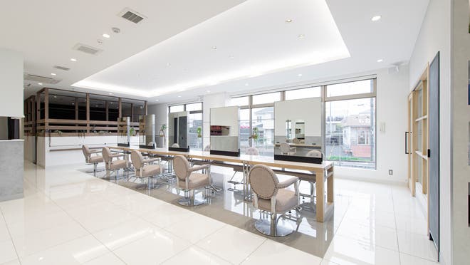 【EARTH 四街道もねの里モール店】カットオープン席★大型サロン併設のレンタルサロン✂︎フリーランス/個人練習/美容業に最適♪の写真1