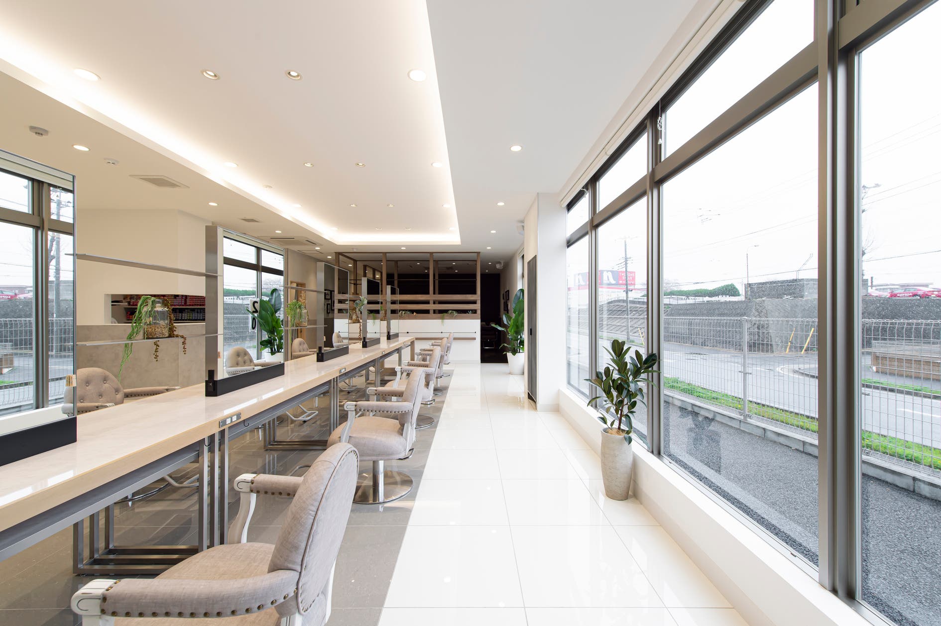 【EARTH 四街道もねの里モール店】カットオープン席★大型サロン併設のレンタルサロン✂︎フリーランス/個人練習/美容業に最適♪の写真5