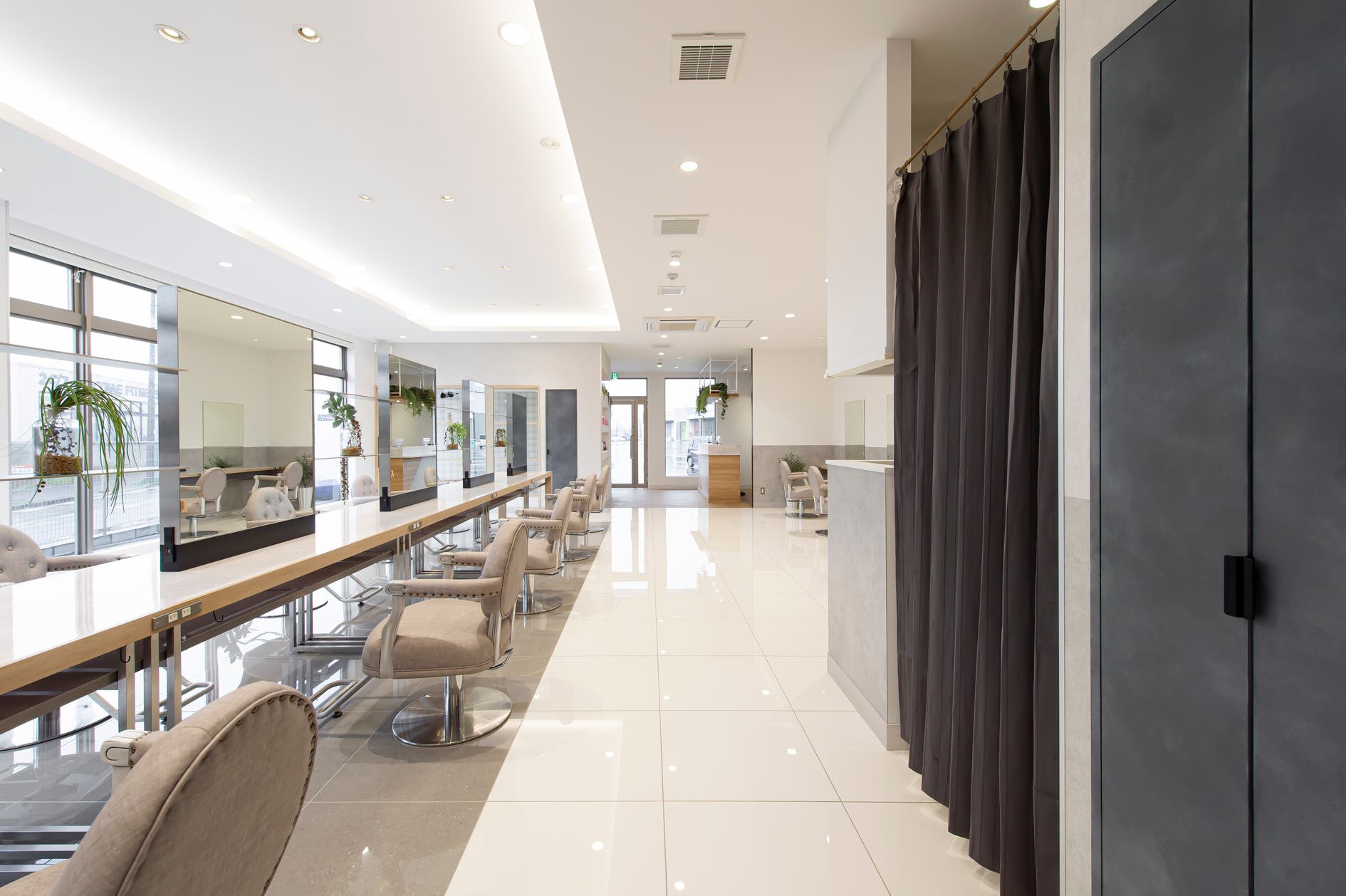 【EARTH 四街道もねの里モール店】カットオープン席★大型サロン併設のレンタルサロン✂︎フリーランス/個人練習/美容業に最適♪の写真8