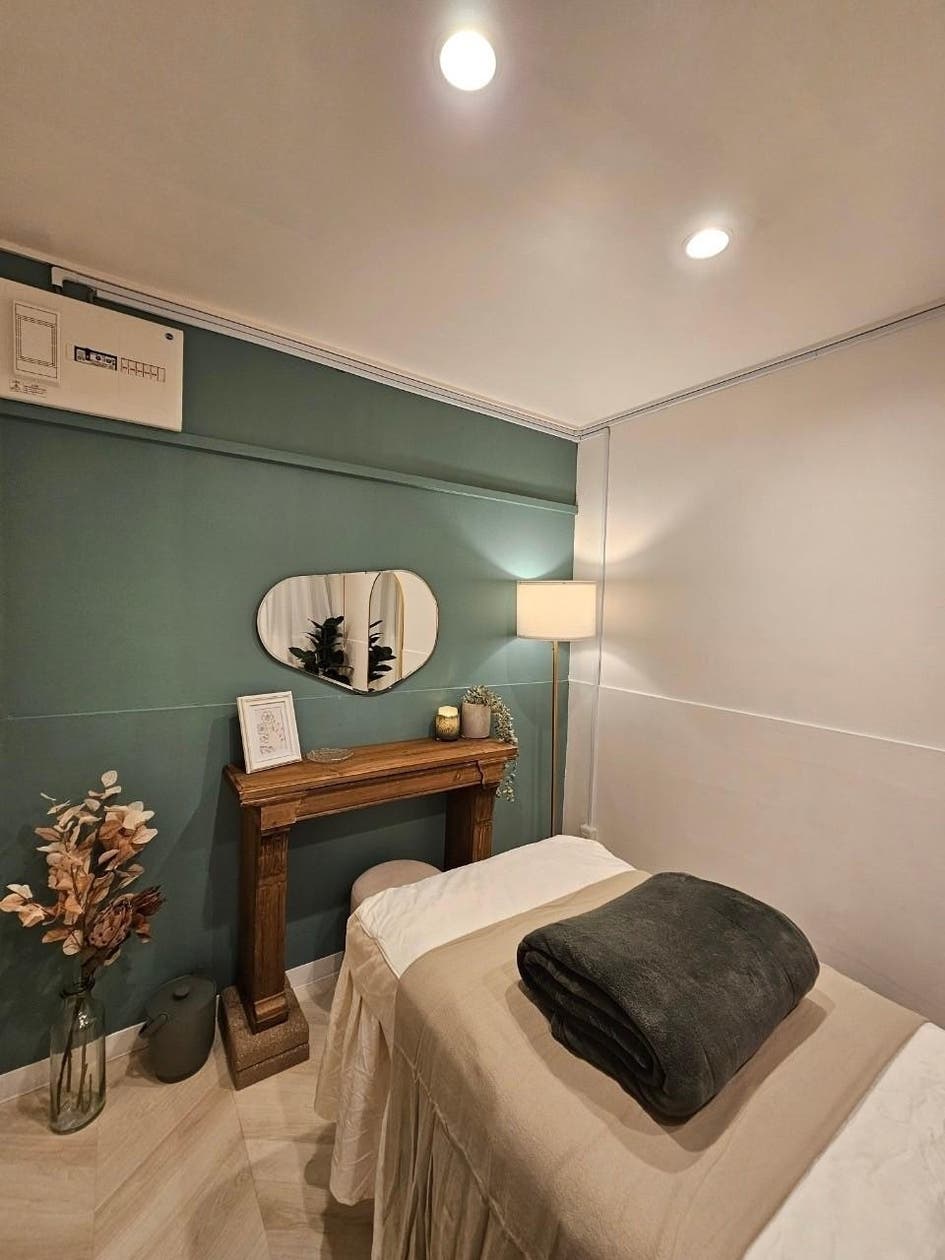 OPEN特別価格🆕関内駅から徒歩5分 内装にこだわったレンタルサロン✨の写真1