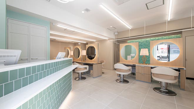 【EARTH 上本町店】カットオープン席★大型サロンに併設されたレンタルサロン✂︎フリーランス/個人練習/美容業に最適♪の写真3