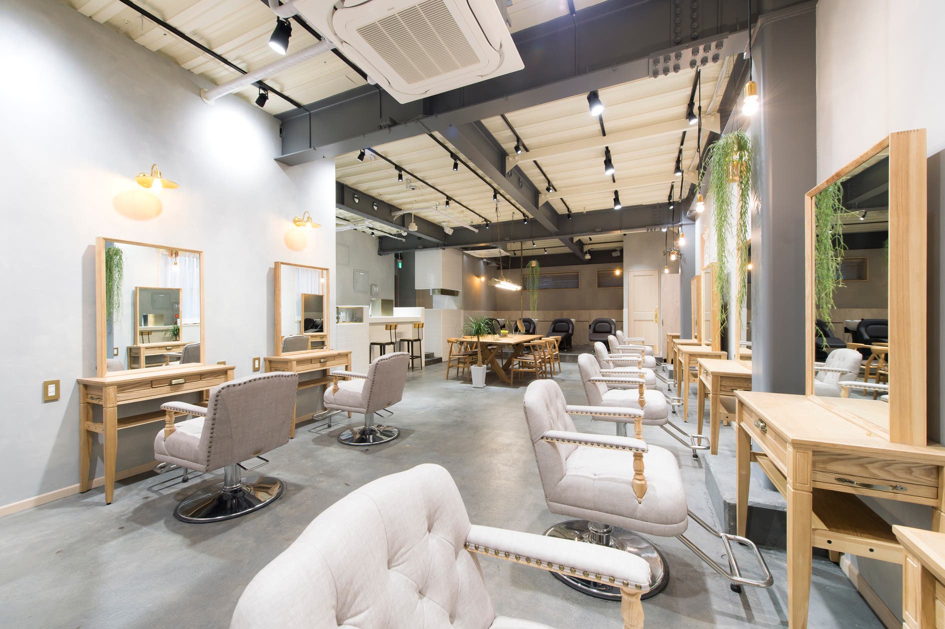 【EARTH 川越店】カットオープン席★大型サロンに併設されたレンタルサロン✂︎フリーランス/個人練習/美容業に最適♪の写真5