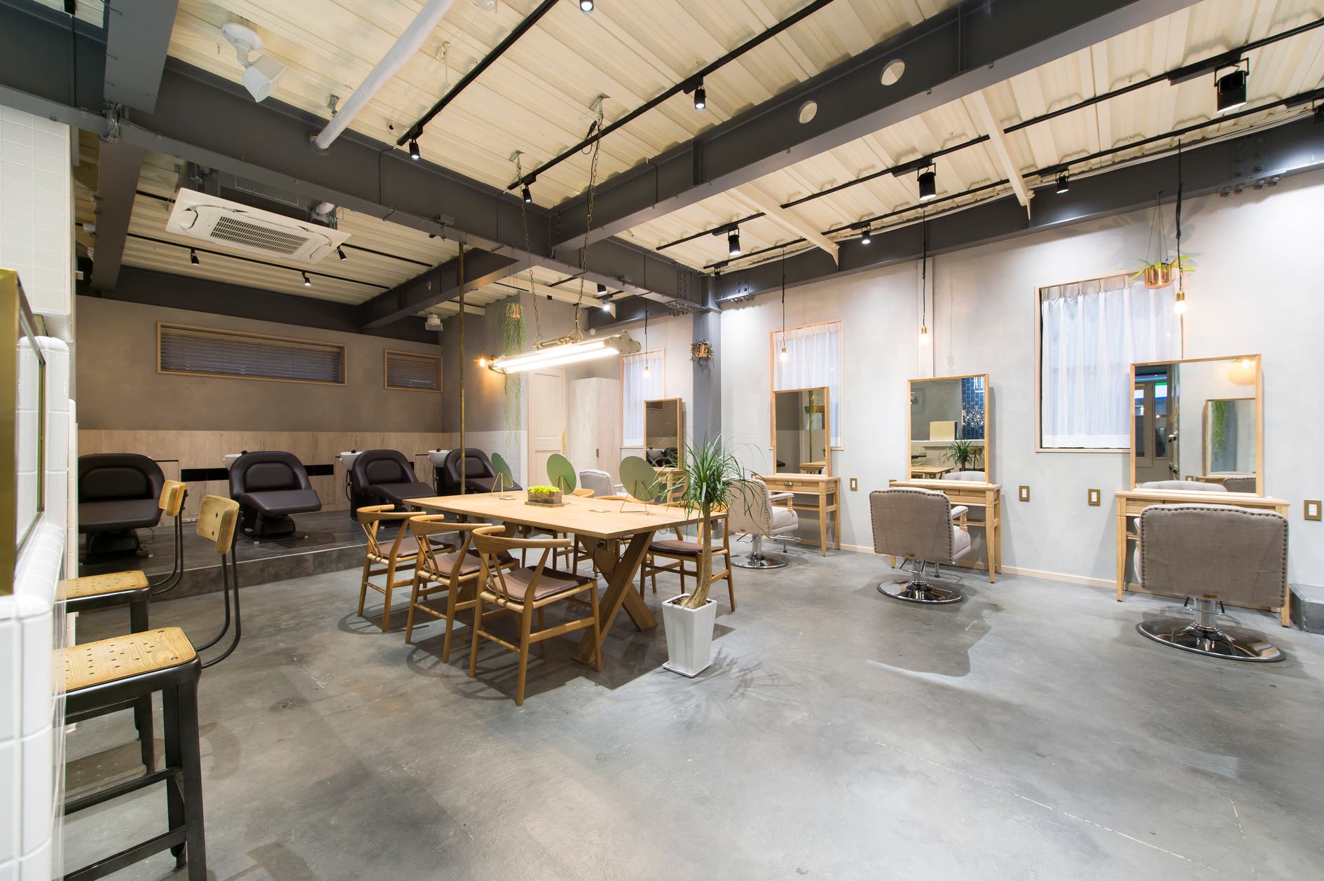 【EARTH 川越店】カットオープン席★大型サロンに併設されたレンタルサロン✂︎フリーランス/個人練習/美容業に最適♪の写真8