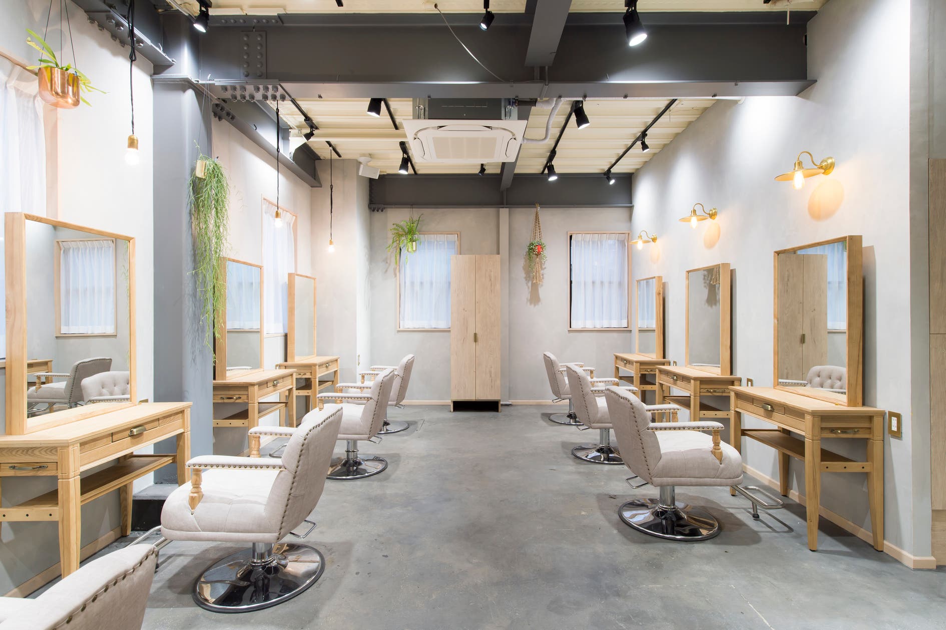 【EARTH 川越店】カットオープン席★大型サロンに併設されたレンタルサロン✂︎フリーランス/個人練習/美容業に最適♪の写真11