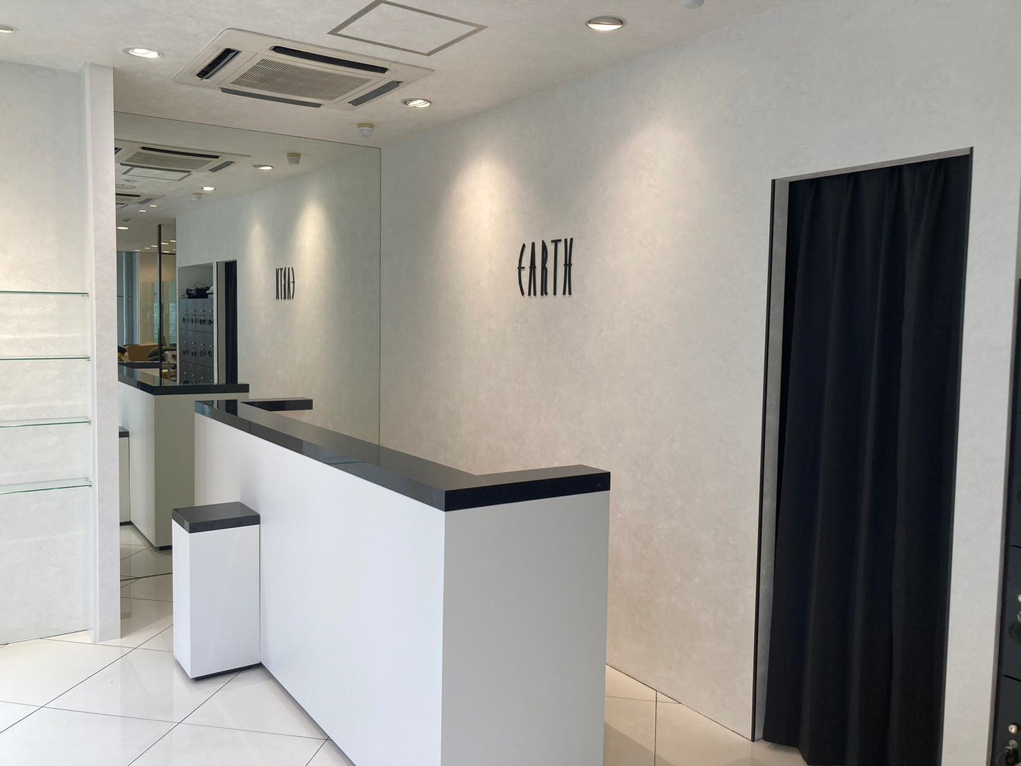 【EARTH 横浜店】カットオープン席★大型サロンに併設されたレンタルサロン✂︎フリーランス/個人練習/美容業に最適♪の写真6