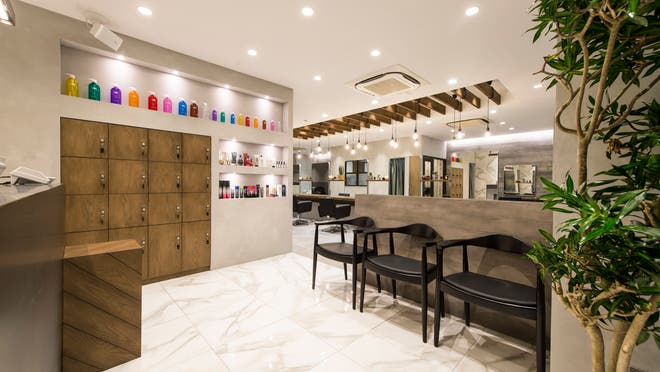 【EARTH 東久留米店】カットオープン席★大型サロンに併設されたレンタルサロン✂︎フリーランス/個人練習/美容業に最適♪の写真4