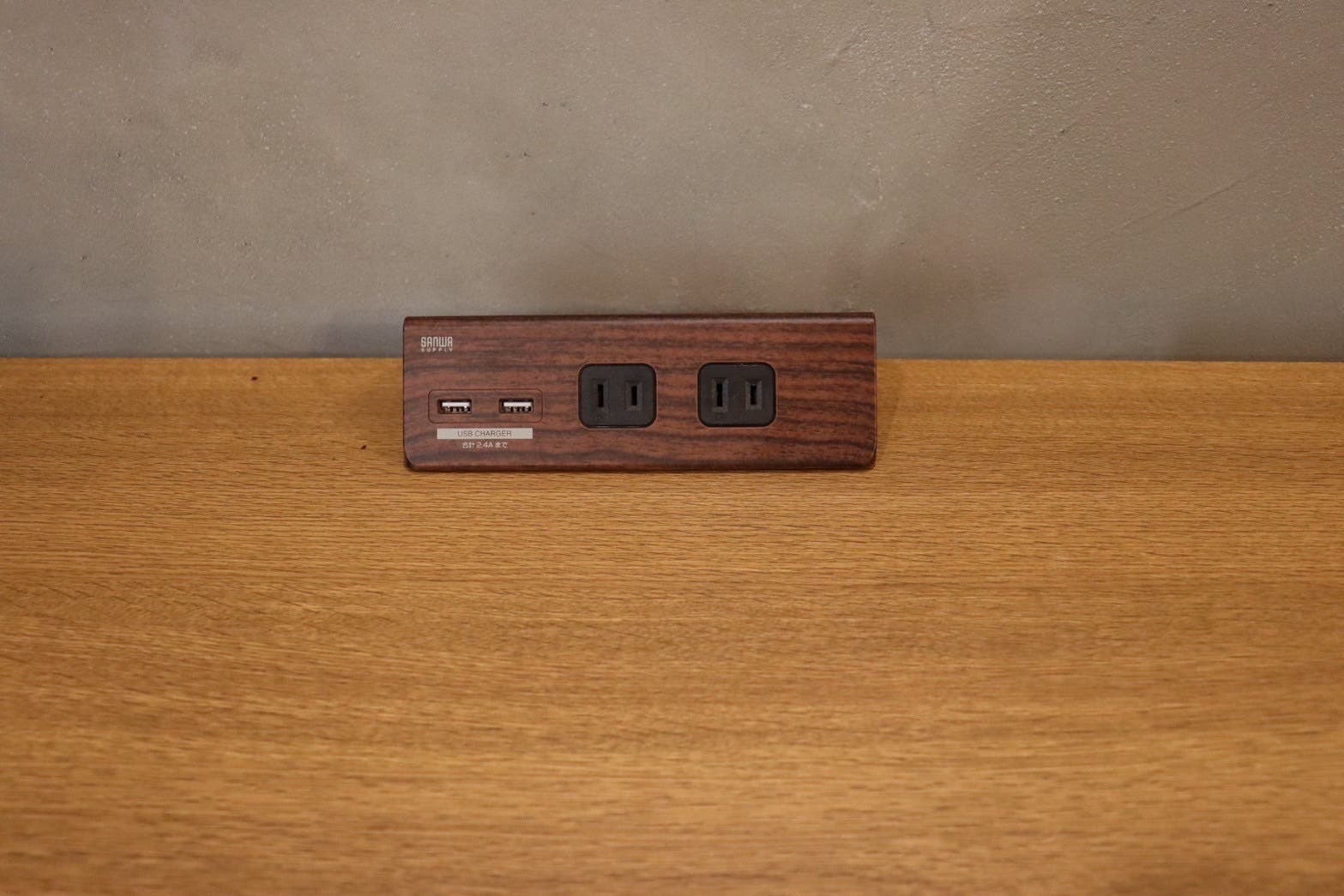 落ち着きのあるカフェのような会議/作業スペース｜1〜10名｜1h〜OK・Wi-Fi/電源完備の写真5