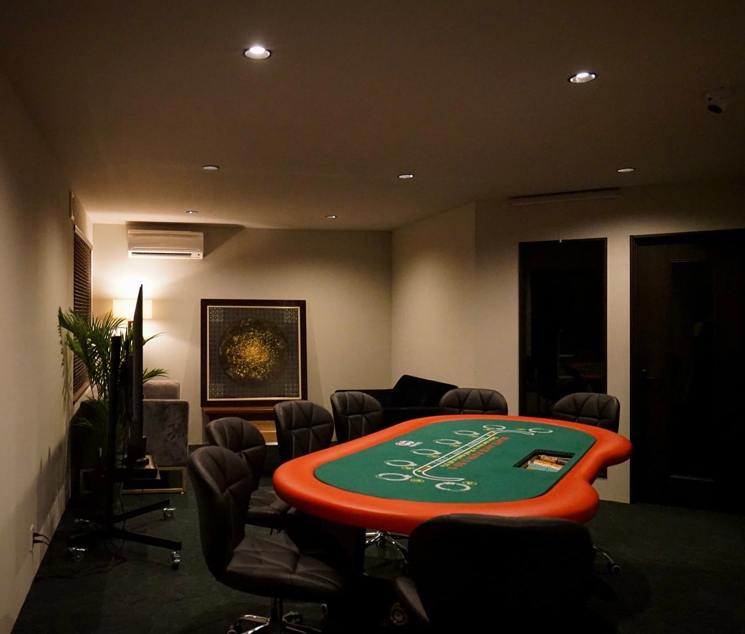 ✨完全個室🛋️YouTube視聴可📺娯楽機材あり♠️女子会/イベント/会議/打ち合わせ🍷の写真2