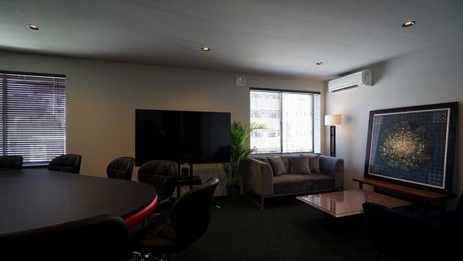 ✨完全個室🛋️YouTube視聴可📺娯楽機材あり♠️女子会/イベント/会議/打ち合わせ🍷の写真1