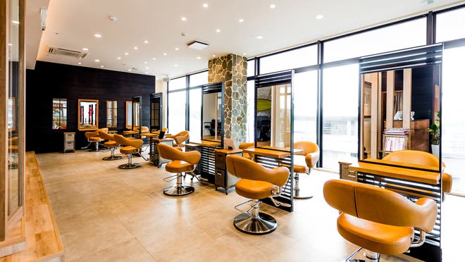 【EARTH 浦添店】カットオープン席★大型サロンに併設されたレンタルサロン✂︎フリーランス/個人練習/美容業に最適♪の写真5