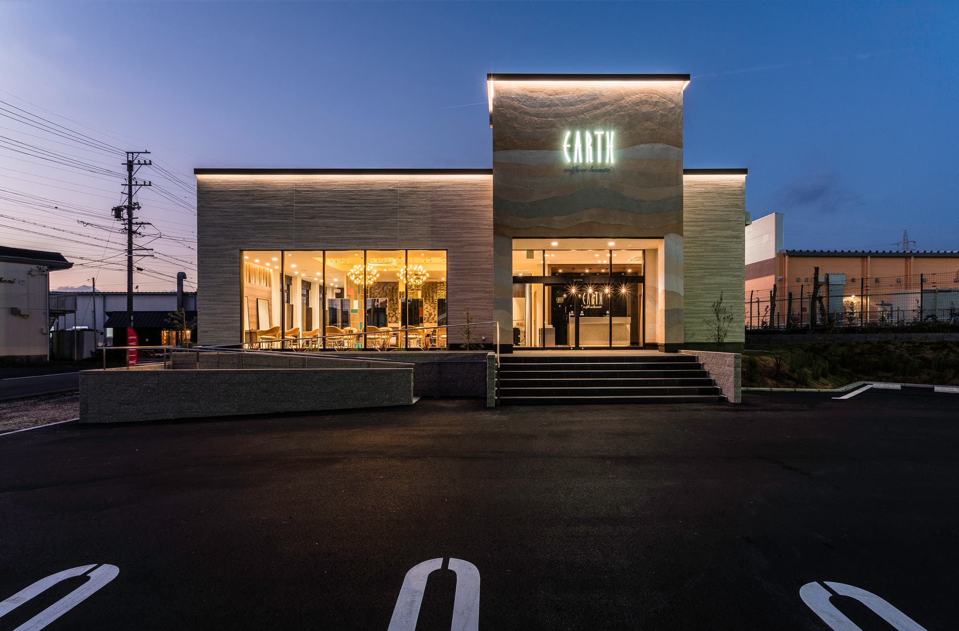 【EARTH 藤枝店】カットオープン席★大型サロンに併設されたレンタルサロン✂︎フリーランス/個人練習/美容業に最適♪の写真7