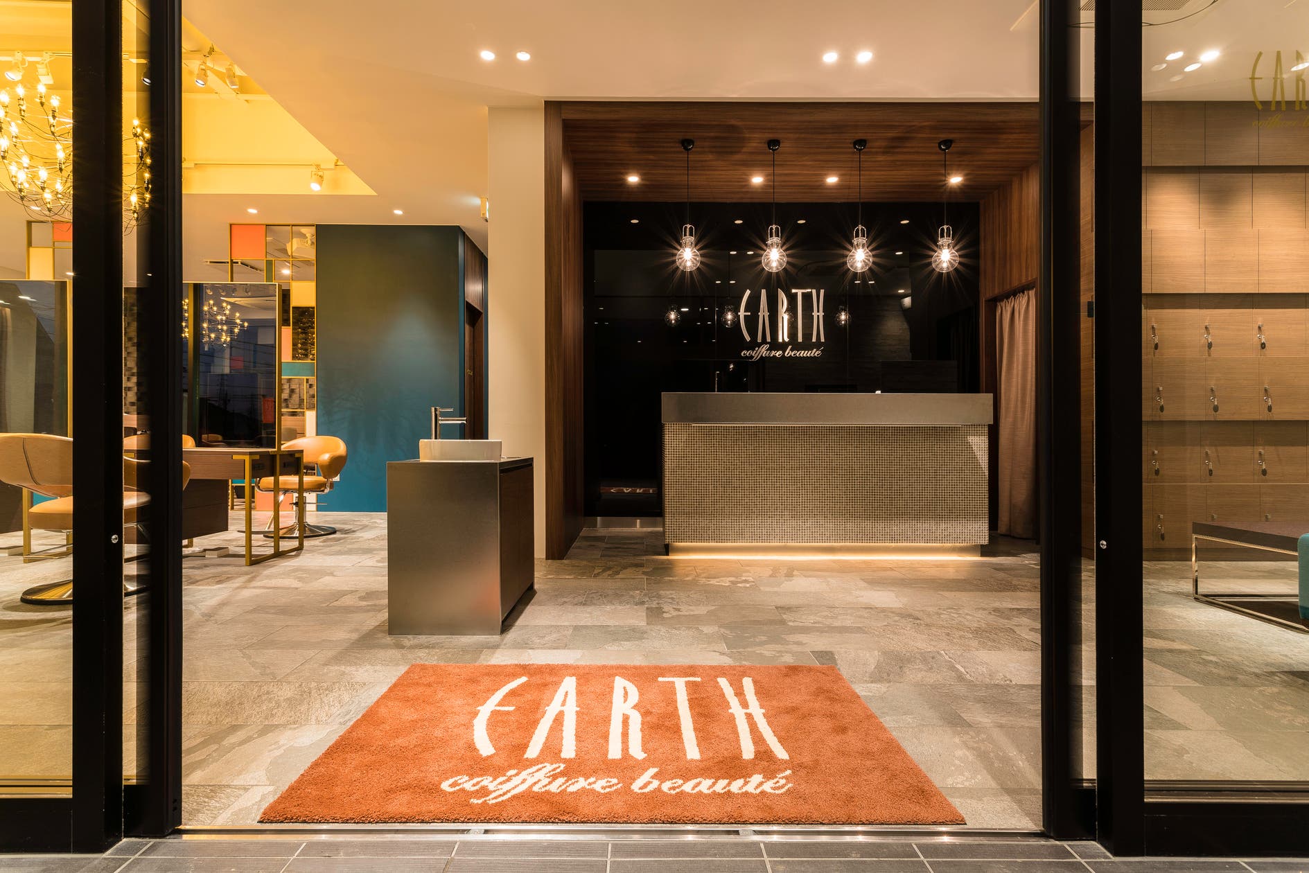 【EARTH 藤枝店】カットオープン席★大型サロンに併設されたレンタルサロン✂︎フリーランス/個人練習/美容業に最適♪の写真6