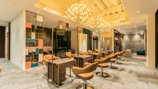 【EARTH 藤枝店】カットオープン席★大型サロンに併設されたレンタルサロン✂︎フリーランス/個人練習/美容業に最適♪の写真3