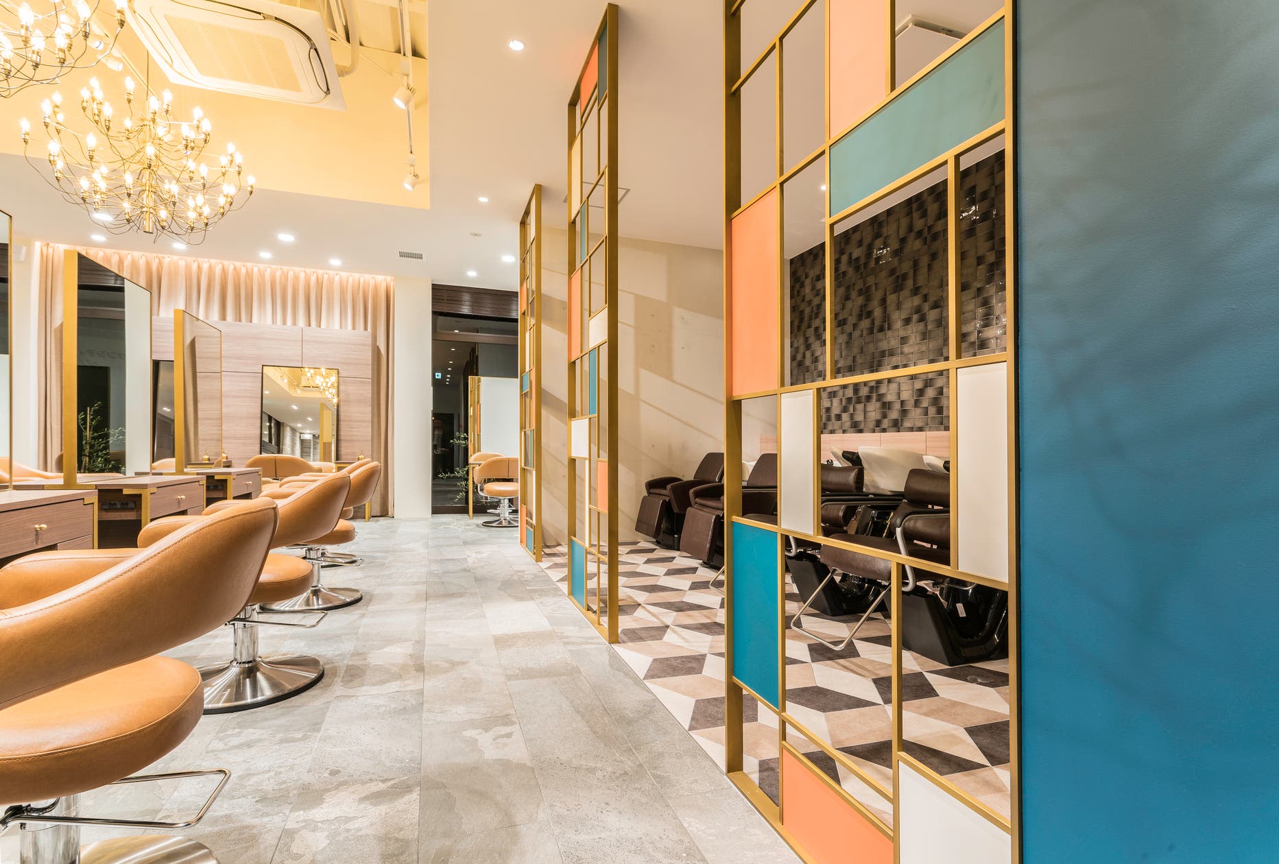 【EARTH 藤枝店】カットオープン席★大型サロンに併設されたレンタルサロン✂︎フリーランス/個人練習/美容業に最適♪の写真5