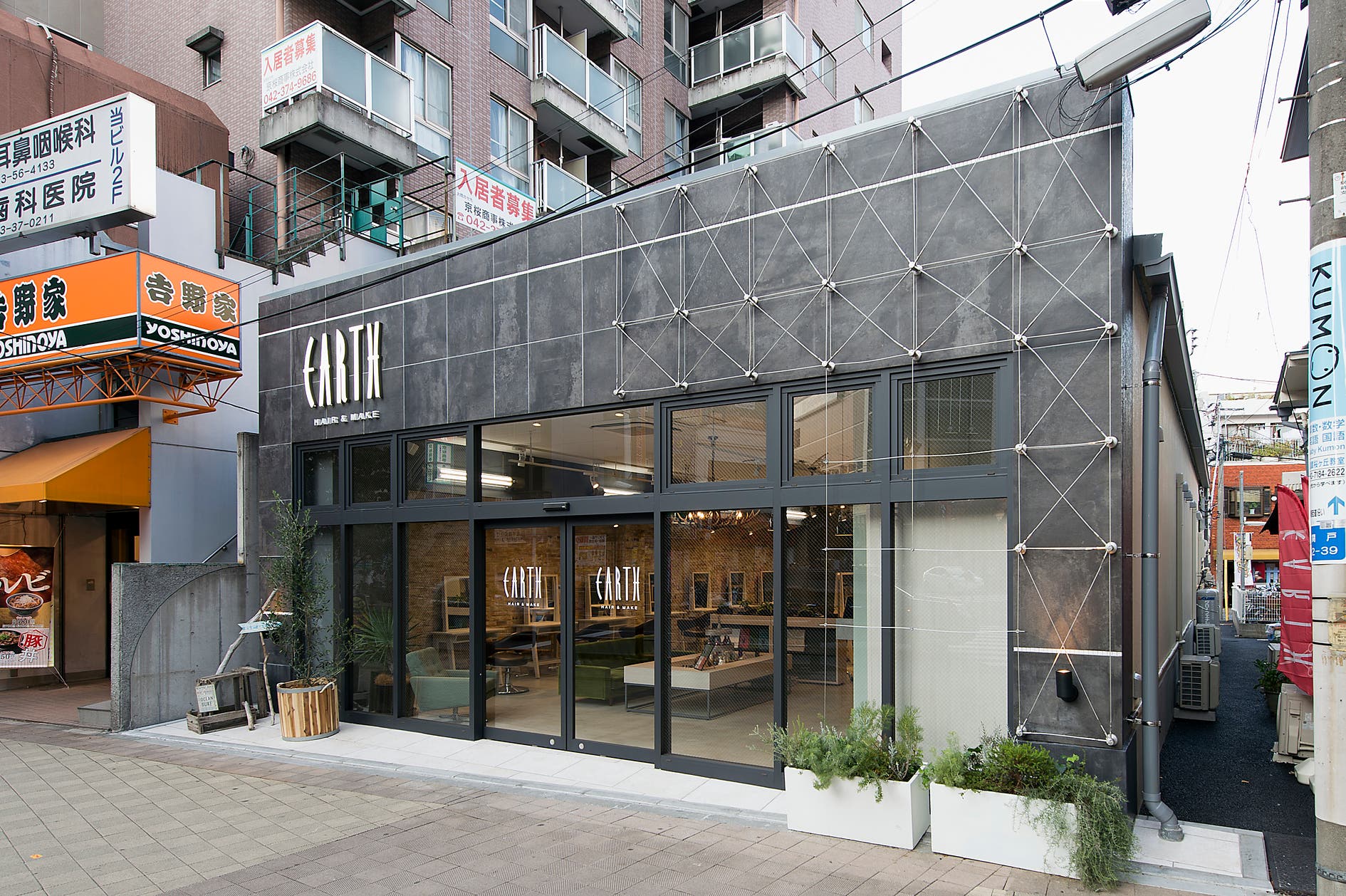 【EARTH 聖蹟桜ヶ丘店】カットオープン席★大型サロンに併設されたレンタルサロン✂︎フリーランス/個人練習/美容業に最適♪の写真11