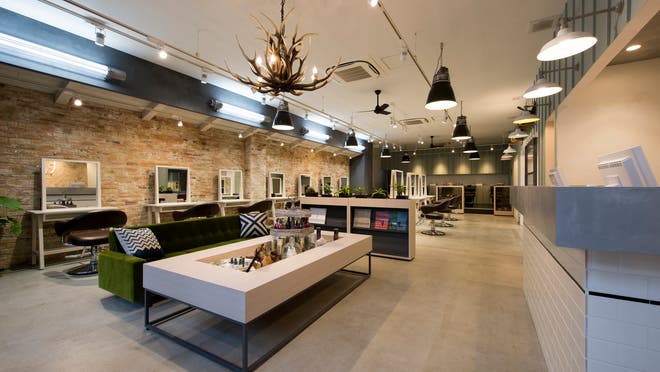 【EARTH 聖蹟桜ヶ丘店】カットオープン席★大型サロンに併設されたレンタルサロン✂︎フリーランス/個人練習/美容業に最適♪の写真4