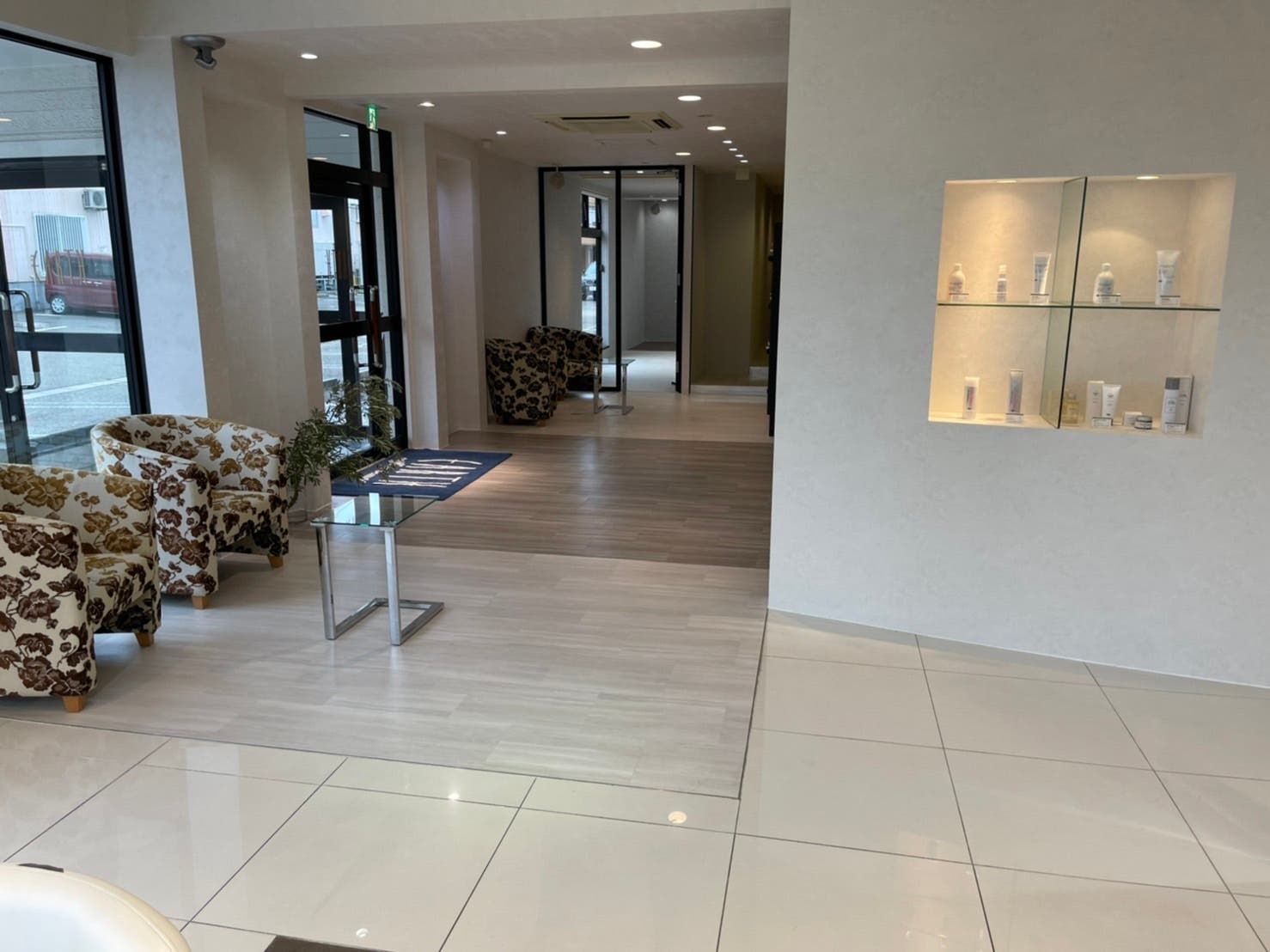 【EARTH 新潟青山店】カットオープン席★大型サロンに併設されたレンタルサロン✂︎フリーランス/個人練習/美容業に最適♪の写真4