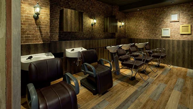 【EARTH 辻堂店】カットオープン席★大型サロンに併設されたレンタルサロン✂︎フリーランス/個人練習/美容業に最適♪の写真2