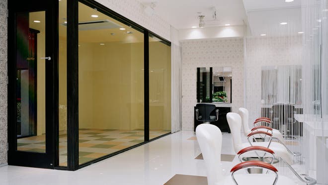 【EARTH 妙典店】カットオープン席★大型サロンに併設されたレンタルサロン✂︎フリーランス/個人練習/美容業に最適♪の写真4