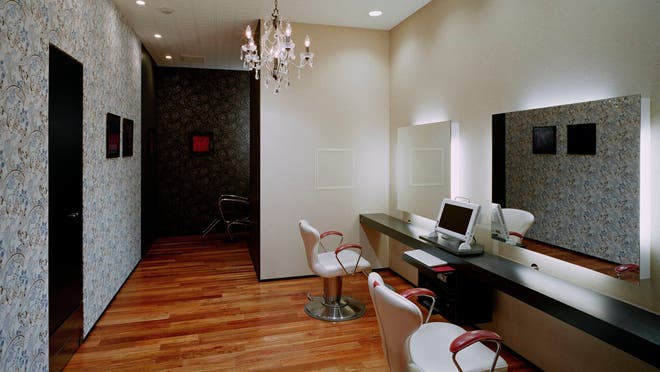 【EARTH 新鎌ヶ谷店】カットオープン席★大型サロンに併設されたレンタルサロン✂︎フリーランス/個人練習/美容業に最適♪の写真6