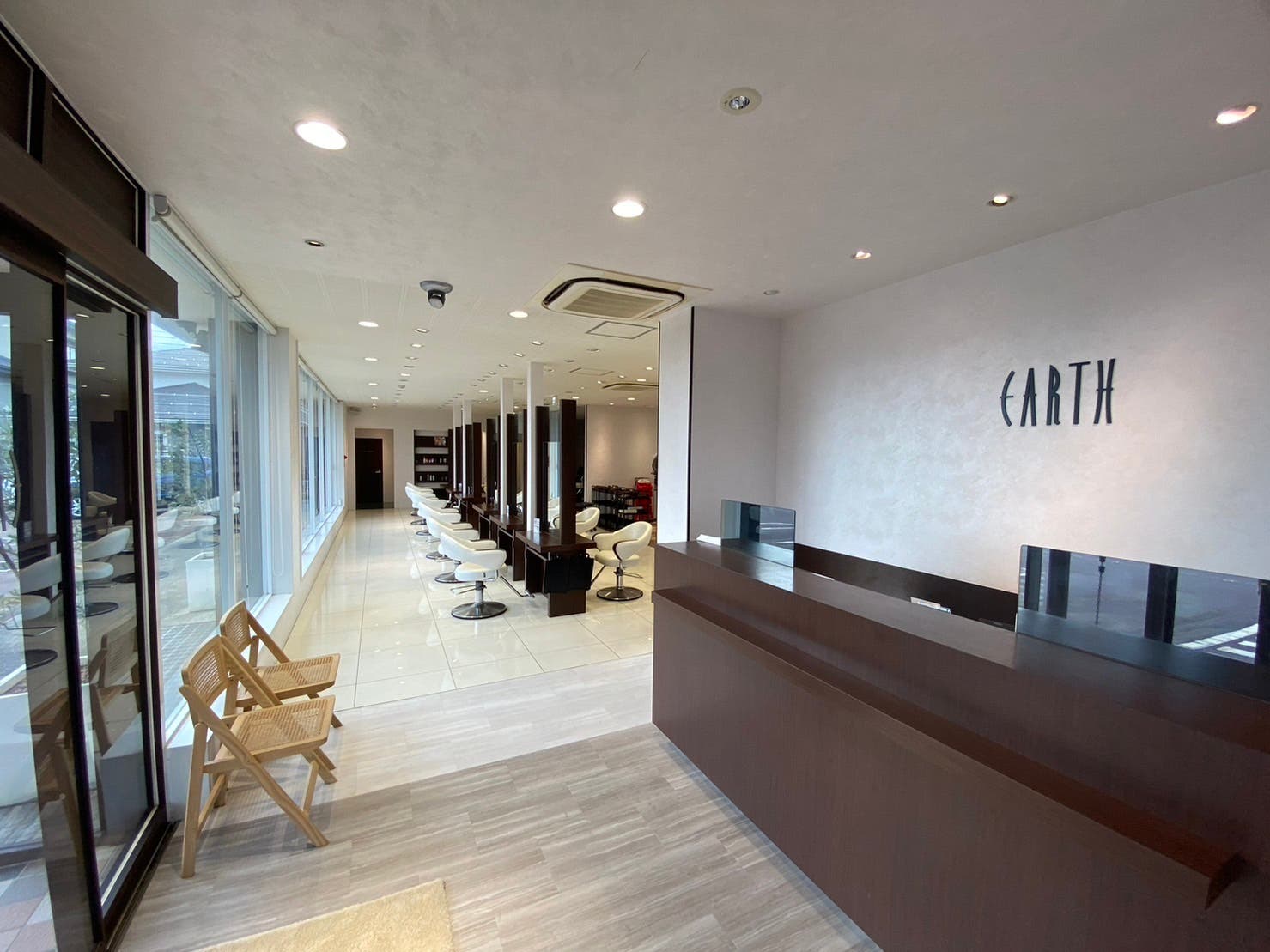【EARTH 長岡店】カットオープン席★大型サロンに併設されたレンタルサロン✂︎フリーランス/個人練習/美容業に最適♪の写真5