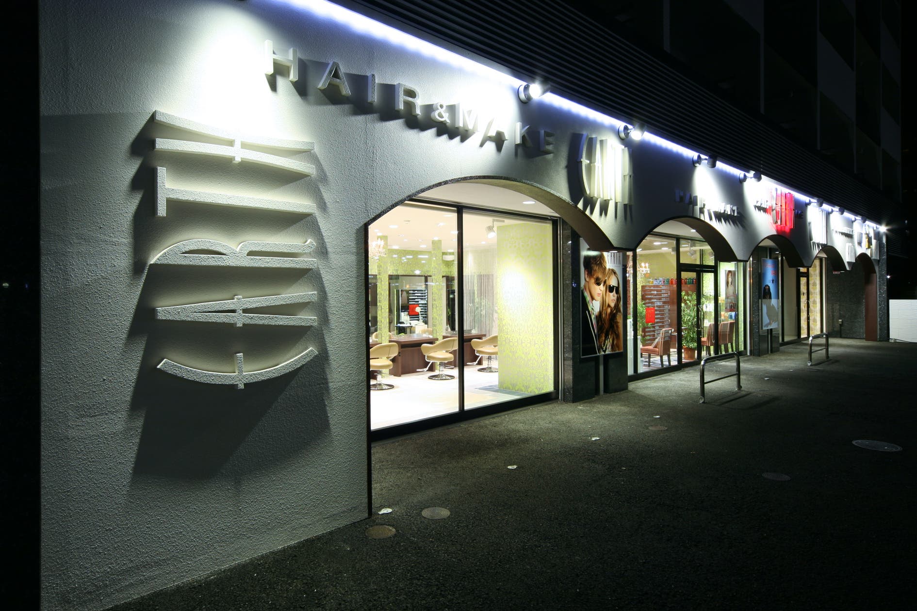 【EARTH 川口店】カット個室席★大型サロンに併設されたレンタルサロン✂︎フリーランス/個人練習/美容業に最適♪の写真4