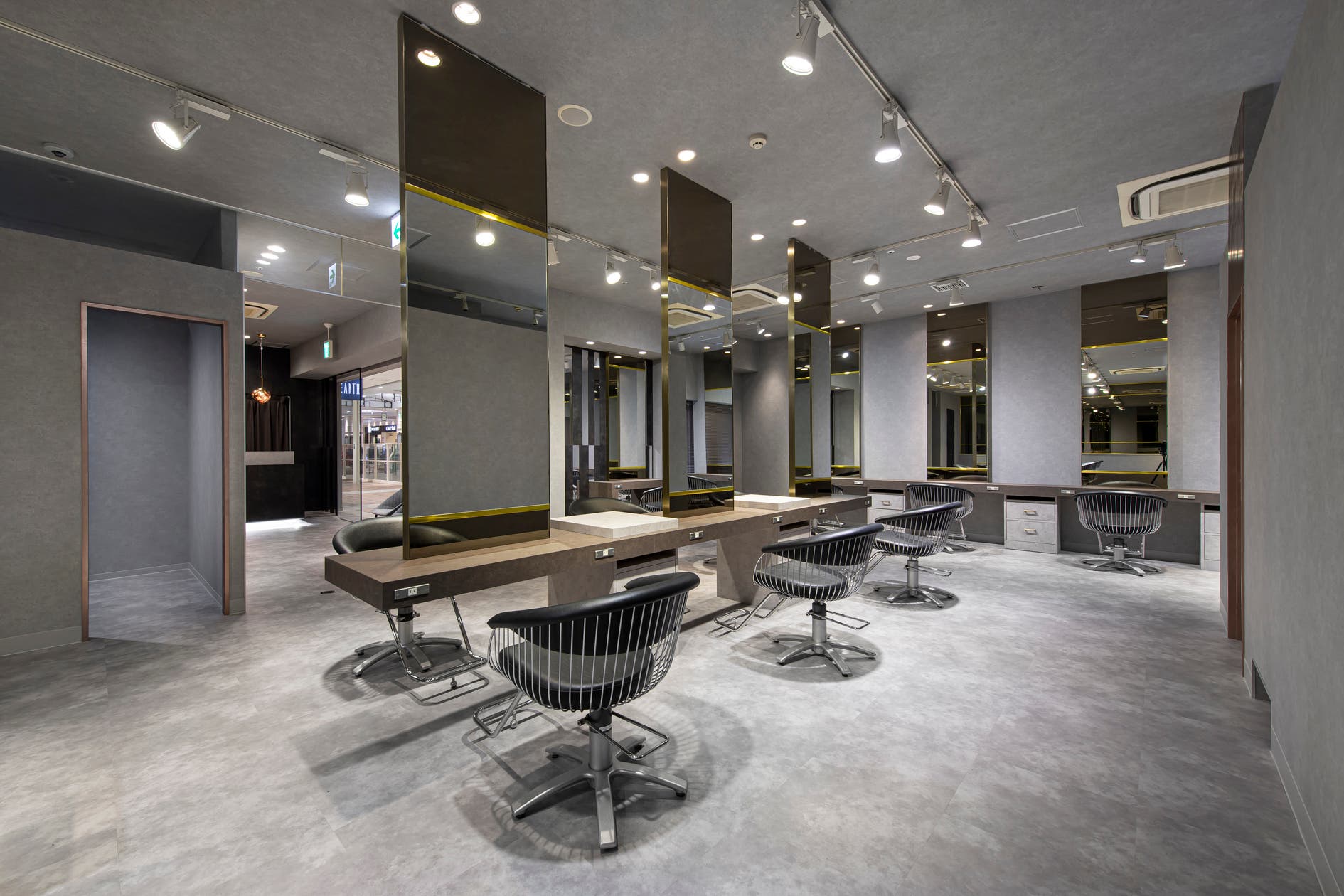 【EARTH クロスガーデン川崎店】カットオープン席★大型サロン併設のレンタルサロン✂︎フリーランス/個人練習/美容業に最適♪の写真5