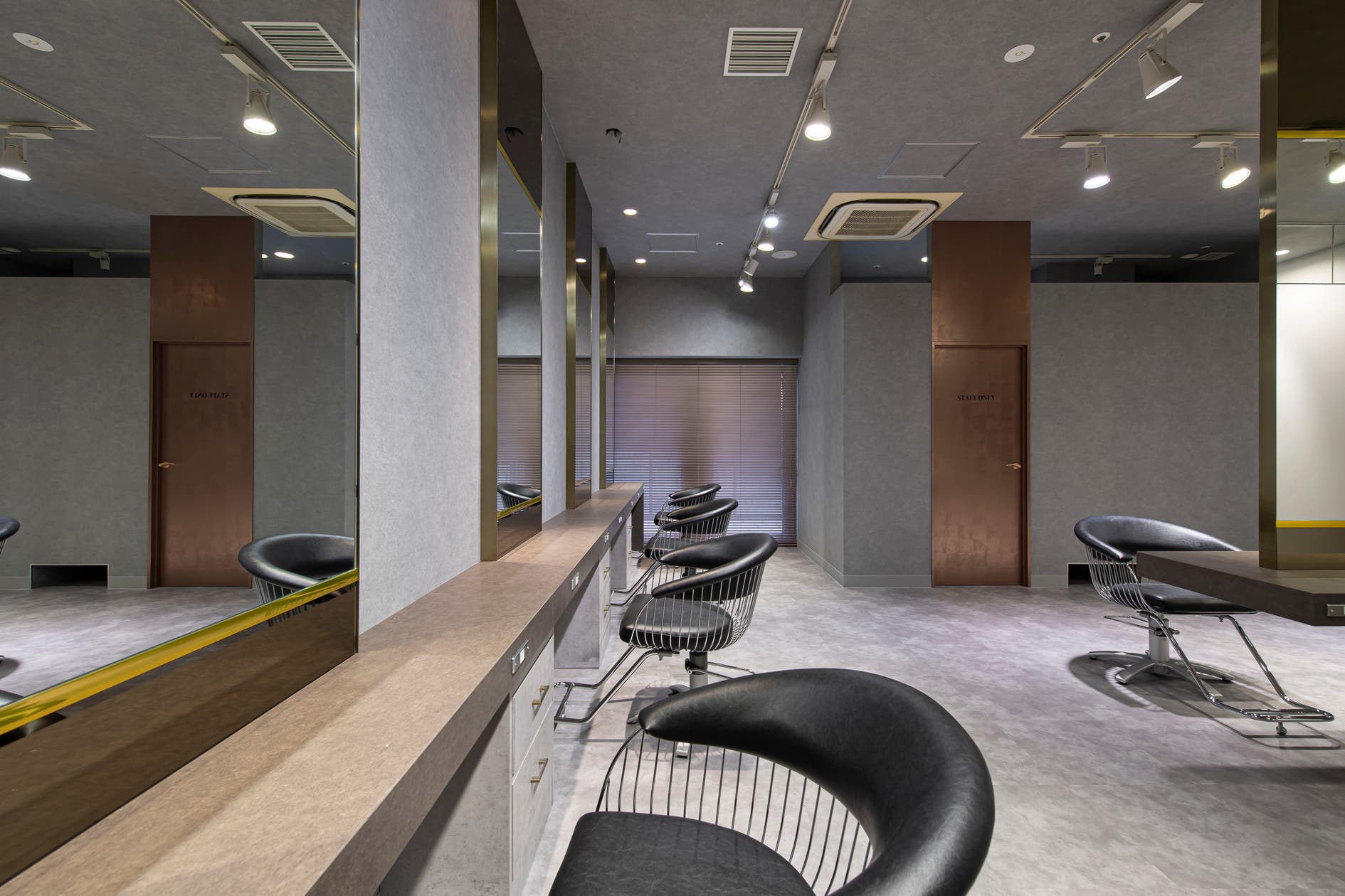 【EARTH クロスガーデン川崎店】カットオープン席★大型サロン併設のレンタルサロン✂︎フリーランス/個人練習/美容業に最適♪の写真7