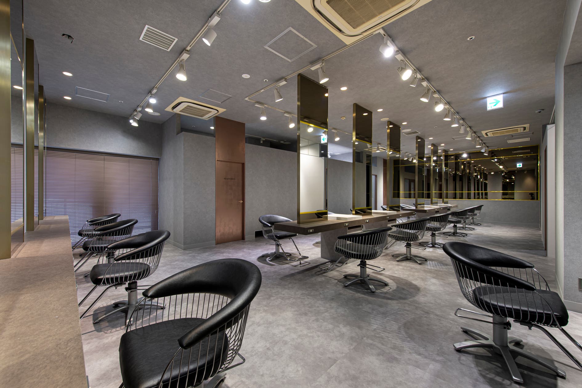 【EARTH クロスガーデン川崎店】カットオープン席★大型サロン併設のレンタルサロン✂︎フリーランス/個人練習/美容業に最適♪の写真8