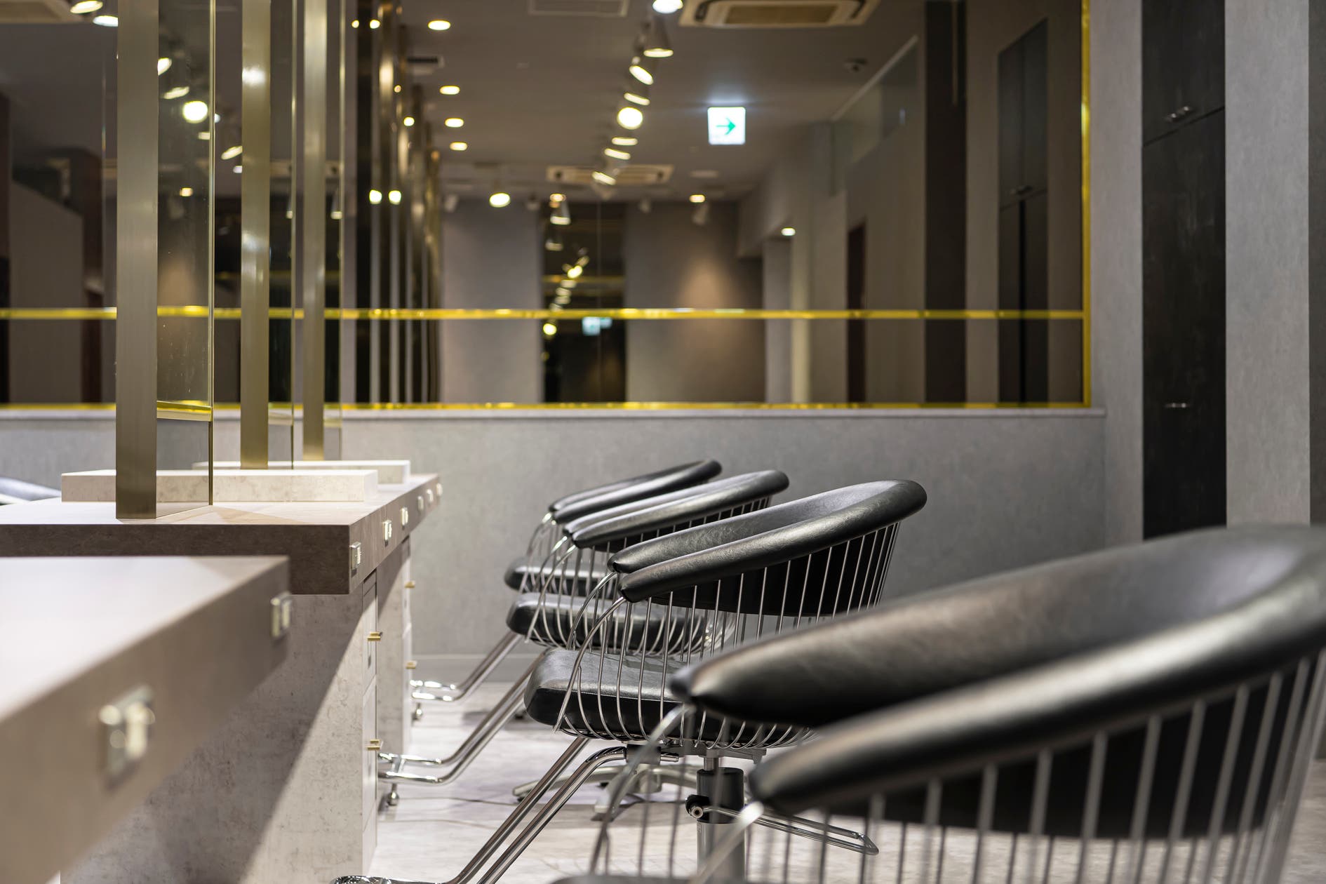 【EARTH クロスガーデン川崎店】カットオープン席★大型サロン併設のレンタルサロン✂︎フリーランス/個人練習/美容業に最適♪の写真12