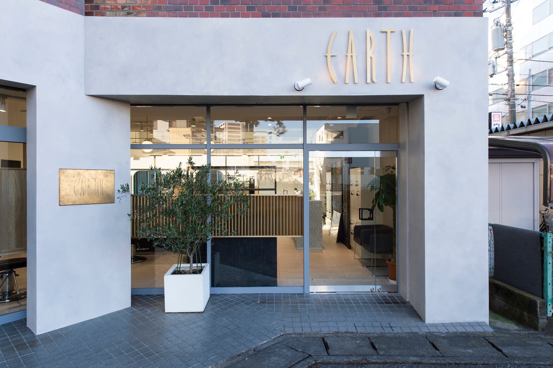 【EARTH 春日部店】まつエク専用席★大型サロンに併設されたレンタルサロン✂︎フリーランス/個人練習/美容業に最適♪の写真3