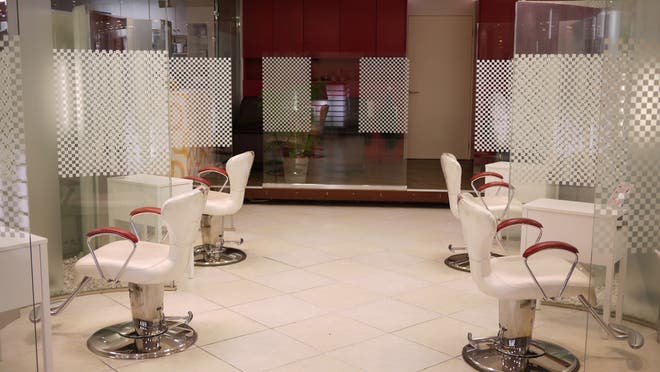 【EARTH 津田沼店】カットオープン席★大型サロンに併設されたレンタルサロン✂︎フリーランス/個人練習/美容業に最適♪の写真2