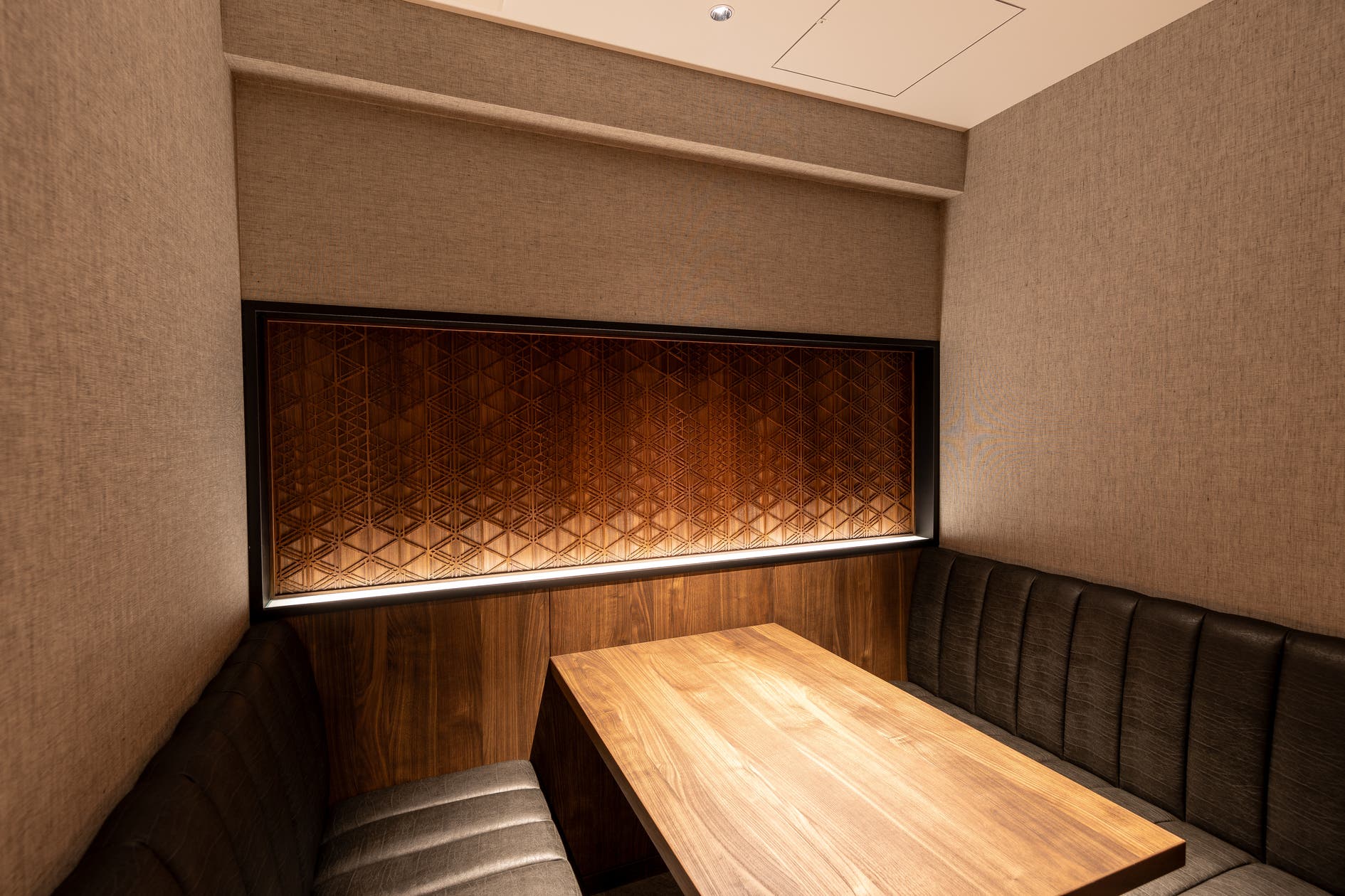 大宮駅から徒歩3分 和モダン高級レストラン 個室3室 カウンターあり【価格相談可】の写真6