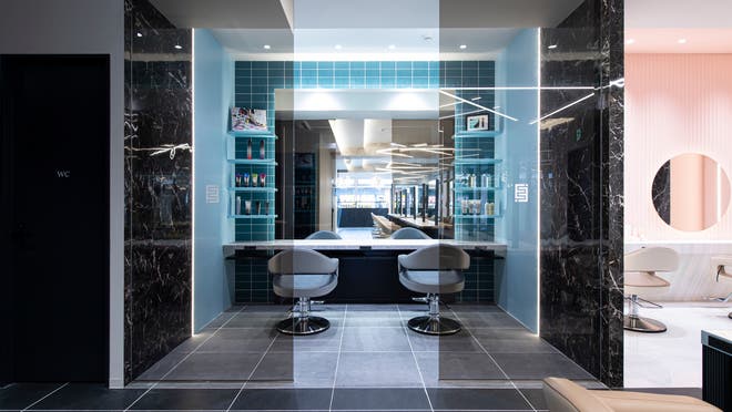 【EARTH 浦和店】カットオープン席★大型サロンに併設されたレンタルサロン✂︎フリーランス/個人練習/美容業に最適♪の写真4