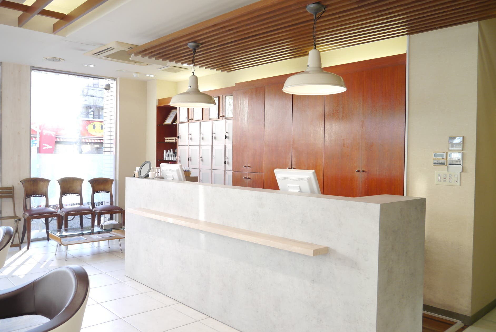 【EARTH 新松戸店】カットオープン席★大型サロンに併設されたレンタルサロン✂︎フリーランス/個人練習/美容業に最適♪の写真5