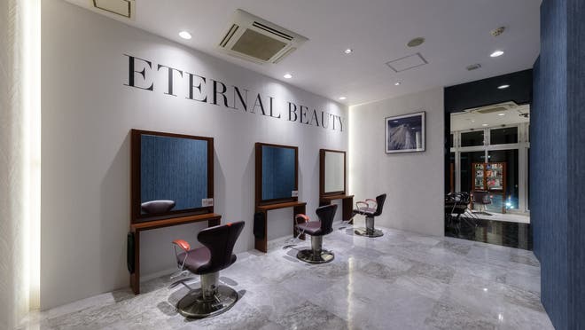 【EARTH 静岡駅前店】カットオープン席★大型サロンに併設されたレンタルサロン✂︎フリーランス/個人練習/美容業に最適♪の写真1